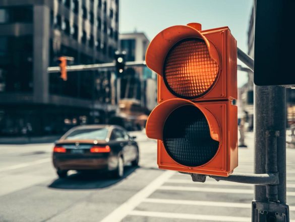 Les infractions au feu orange : que dit la loi et quelles sont les ...