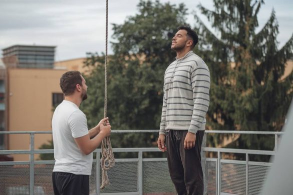 Panneau de signalisation voiture barré : signification et usages ...